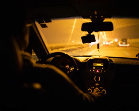 Do Blue Light Glasses Help With Night Driving Smartbuyglasses Ca