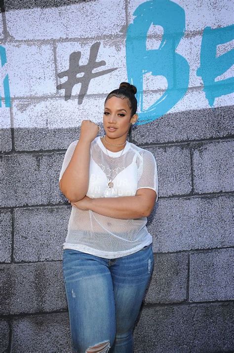 Pin On Lucy Liu Plus Size Outfits Plus Size Fashion Stylish Plus