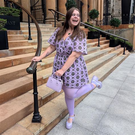 Broderie Anglaise Playsuit Cassis De Violet Snag