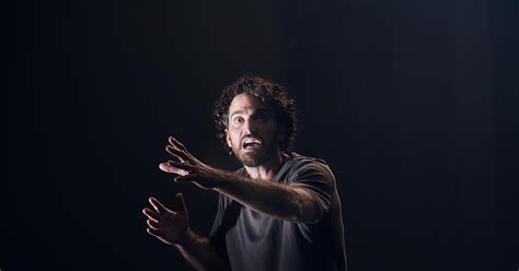 En Mitad De Tanto Fuego Regresa A Los Escenarios Madrileños Con Tres