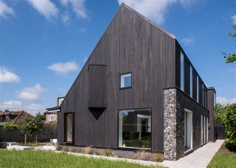 Rugged Flint Walls Feature In House 19 By Jestico And Whiles