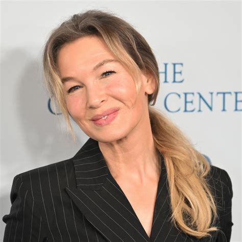 Renee Zellweger Turns Heads In Daring Lace Gown As She Reunites With