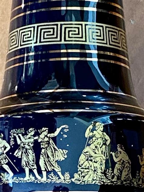 GrČka Vaza S Pozlatom