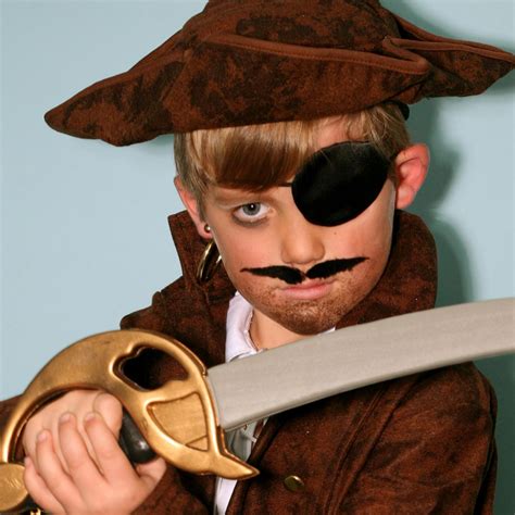 How To Do Pirate Eye Makeup Mugeek Vidalondon