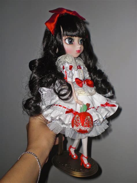 El Búho Costurero Pullip Snow White