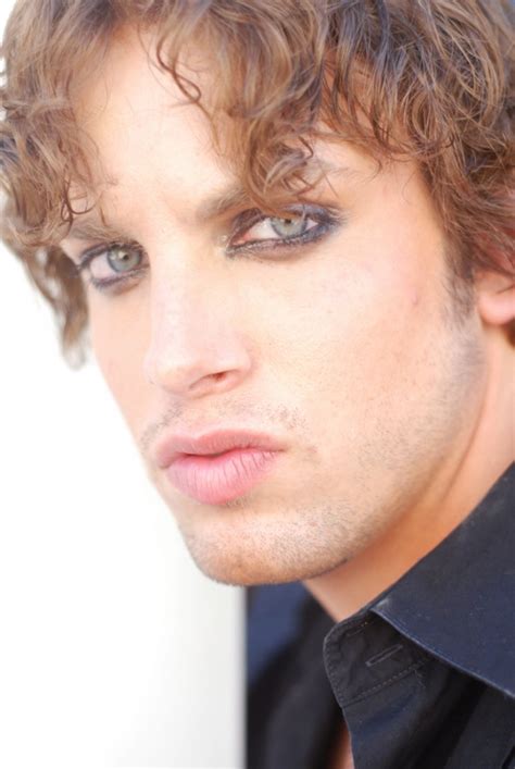 Chlapi Nosí Tanga I Sukně A Malují Se MagazÍncz