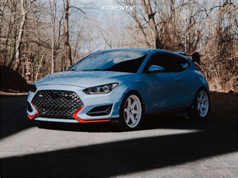 2020 Hyundai Veloster N Base With 19x85 Vors Tr37 And Michelin 235x35