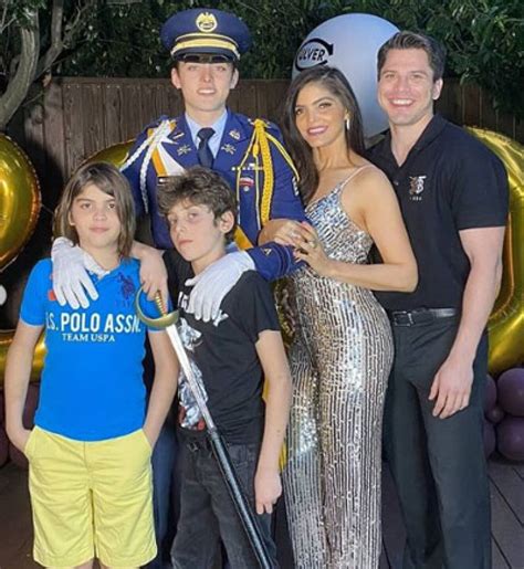 Ana Bárbara Celebra La Graduación De Su Hijo Emiliano