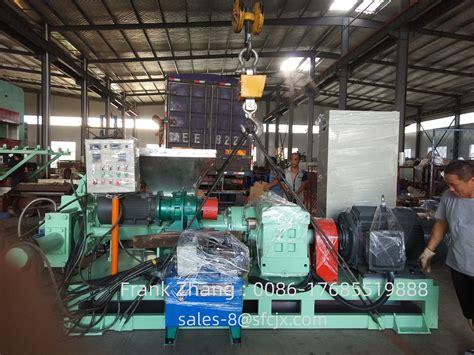 High Performance Rubber Extrude Machine With Force Feeding Screw And
