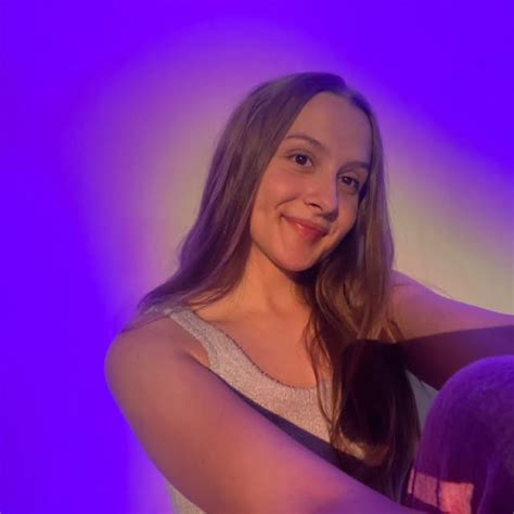 Ivy Ivybelle13 • Threads Say More