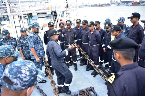 Mod Visit Of Bangladesh Navy Operational Sea Training Group To Snc