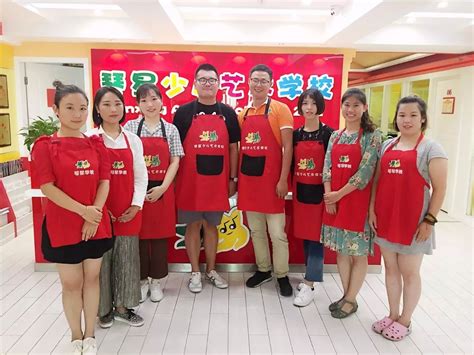 一起玩转 儿童美术”~记录新学期美术教研