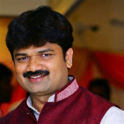 Narayan Kumar Youtube