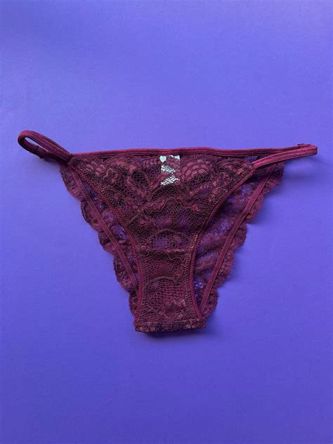 Clo Fortuna Lace String Bikini Crushed Berry Azaleas