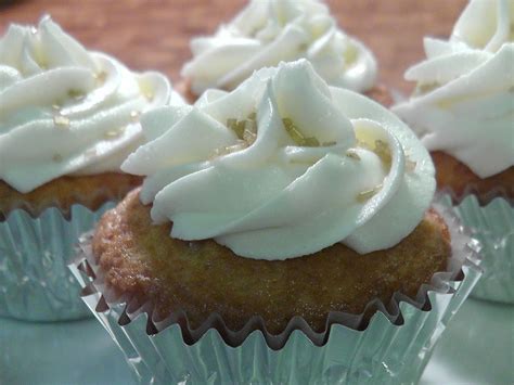 Classic 1m Cupcake Swirl With True Butter Cream Icing