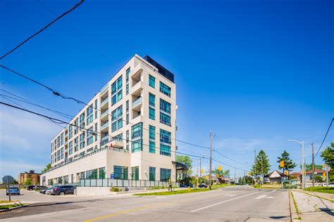 2522 Keele St Visto Condominium On Maple Leaf 4 Condos For Sale Condos Ca
