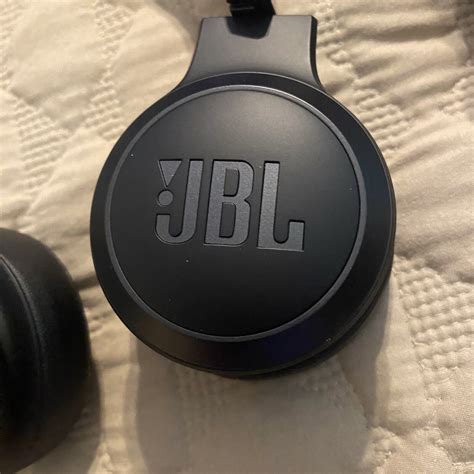 Jbl Live Free Nc Wireless Headphones Ebay