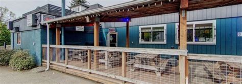 Greeley Avenue Bar And Grill Pub Trivia Night