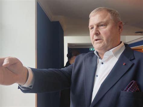 Viron Ex Komentajan Mukaan Maailman Tapahtumia Ohjaa ”pahan Akseli” ”meidän Pitää Kyetä