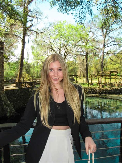 Texas Voices Aspiring Actress Hailey Knudsen Encourages Others To