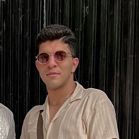 Ehsan Exhsaxn • Threads Say More