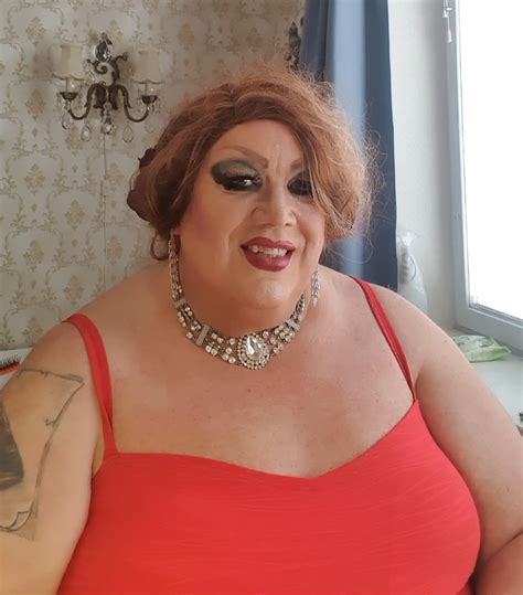 I Am Big Supersize 😃 Annabel Diamond Flickr