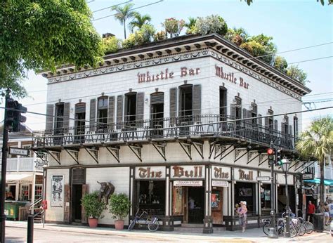The 12 Best Bars In Key West