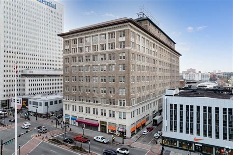 697 Broad St Newark Nj 07102 A Loopnet