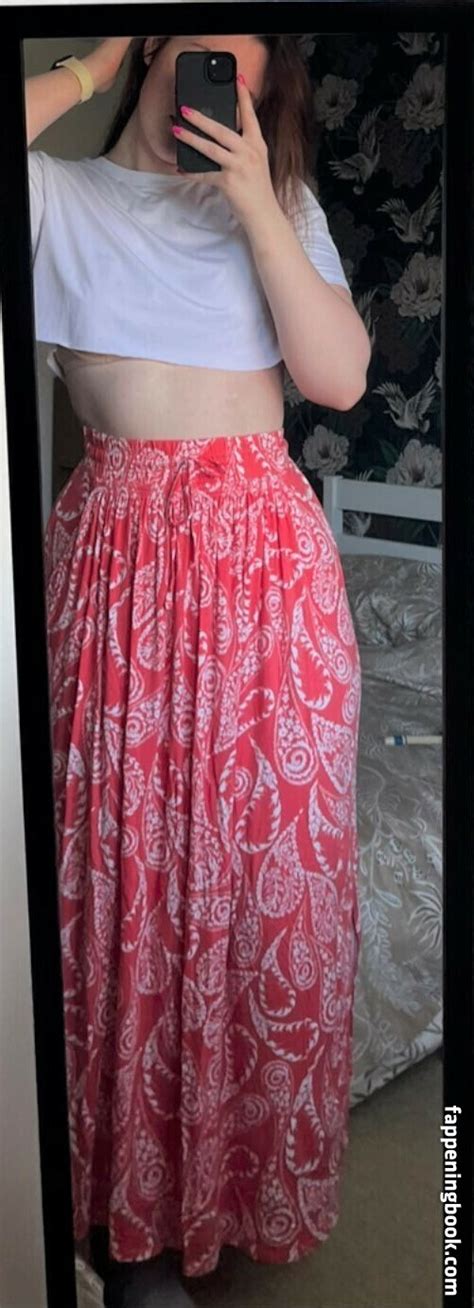 Emily Jane Emily Jane Emilyyjaneee Nude Onlyfans Leaks The Fappening Photo