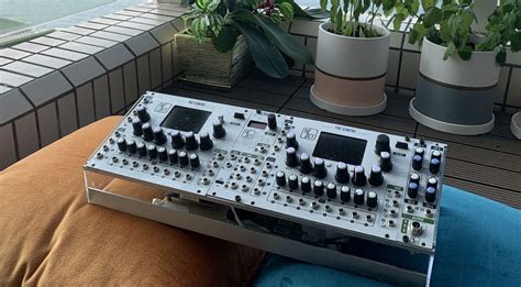 The Centre Complete Wavetable Synthesizer For Eurorack