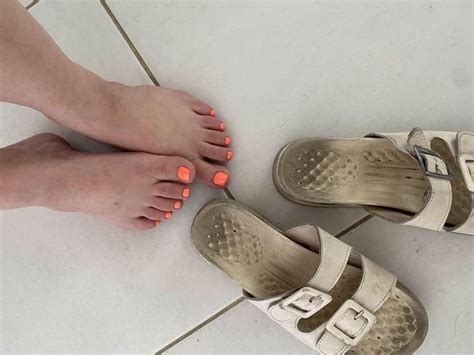 They Are So Smelly And Sweaty R Sweatyfeets