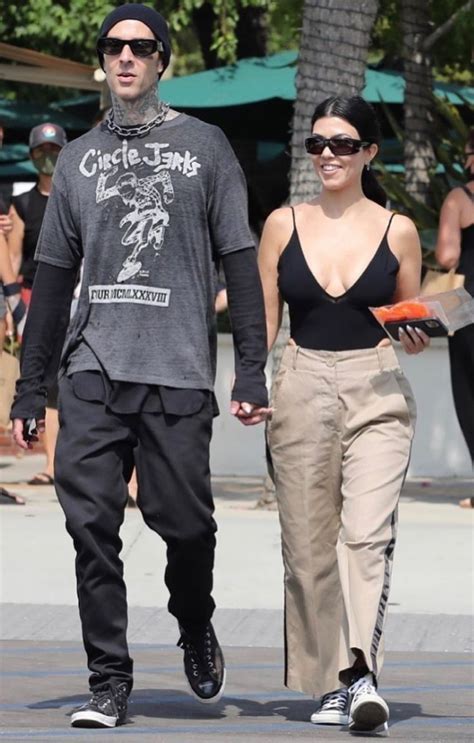 Pin By Brittany Entzminger On Travis Barker Fashion Kourtney