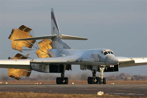 Military And Commercial Technology Tu 160 Is The Main Force Of The