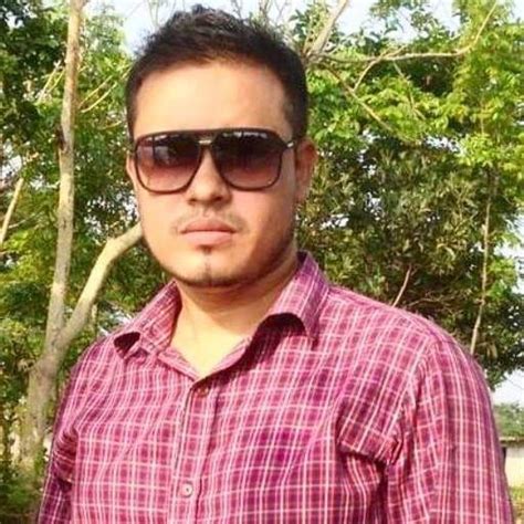Sharif Khan Medium