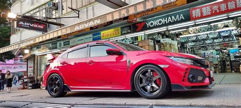 Honda Civic Type R Fk8 Red Rays Volk Te37 Saga Wheel Front