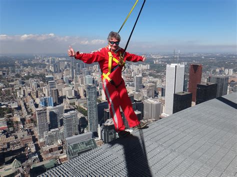 Cn Tower Edge Walk Scary As Hell But Who Cares