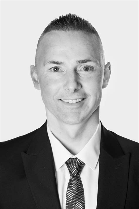 Johan Kurtz — Fastighetsmäklare — Bjurfors Helsingborg City