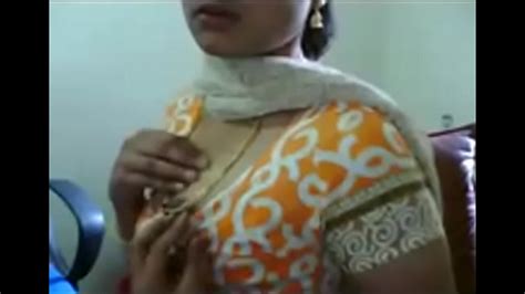 Girl Indian Show Bobs Call Xnxx Com