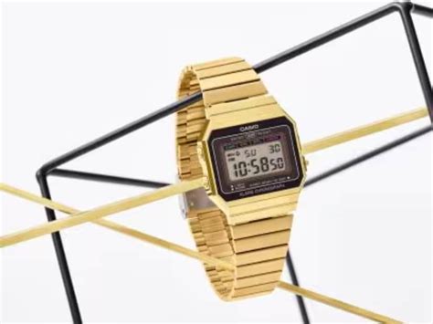 Allu Arjun Watch రూ300 కోట్లు తీసుకునే అల్లు అర్జున్ చేతి వాచ్ అంత