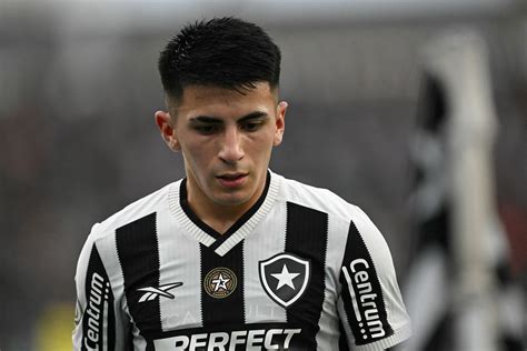 Quais Jogadores Saíram Do Botafogo Como Está O Time Titular