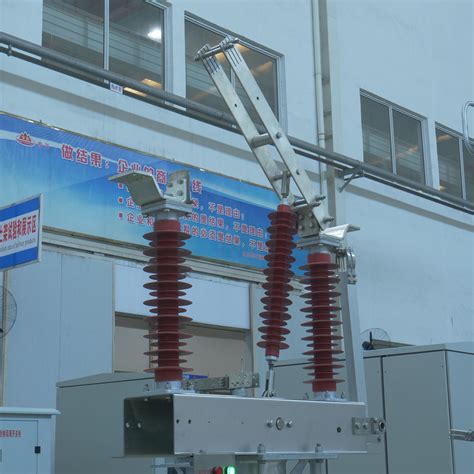 Double Column Horizontal Rotation Single Break 24kv 2000a Disconnector And High Voltage