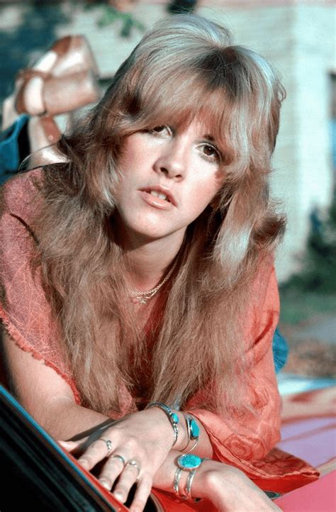Copycat Outfit Tips To Get Stevie Nicks 70s Bohemian Look Sammy D