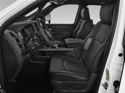 2024 Ram 2500 33 Interior Photos Us News