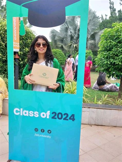 Graduation Kiit Computerscience Engineering Newbeginnings Swasti Mishra 35 Comments