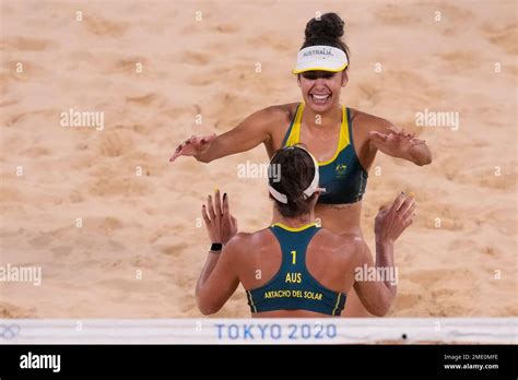 Mariafe Artacho Del Solar Bottom Of Australia And Teammate Taliqua