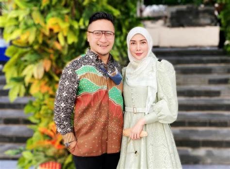 Arie Untung Minta Maaf Kepada Istri Dan Keluarga Terkait Kabar Poligami