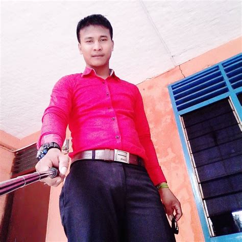 Heddy Hasugian Yàn6 Sëlålû Mènäntî Mù