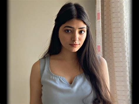 Simran Tomar Model Actress Age Height Weight Size Dob Boyfriends