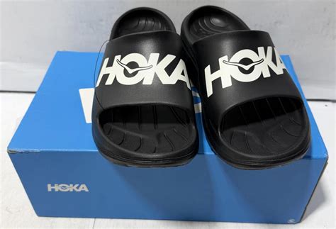 Lot A Pair Of U Ora Athletic Slides Marked Hoka Size Uk 905