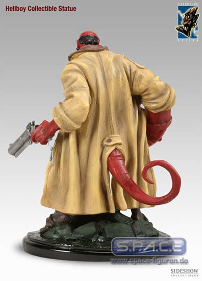 Hellboy Statue Classic Heroes Collection